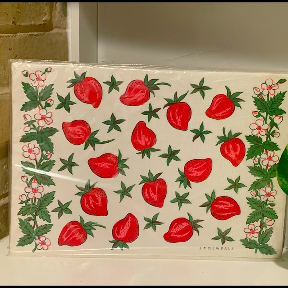 Monogram of California | Dining | Vintage Paper Strawberry Placemats ...